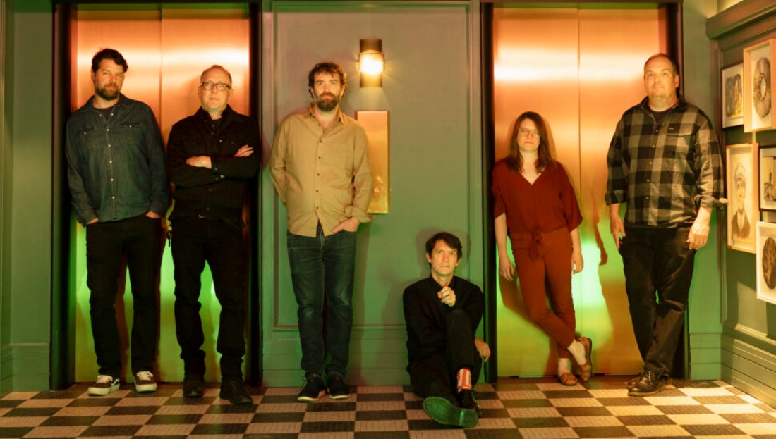 Cursive – A little song and dance